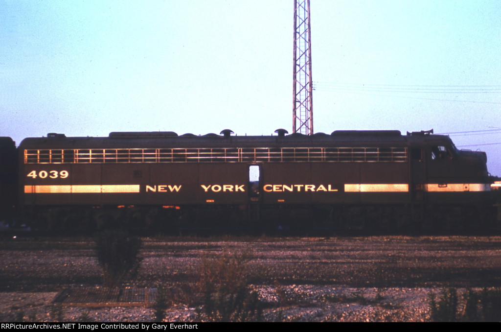 NYC E8A #4039 - New York Central (Penn Central)